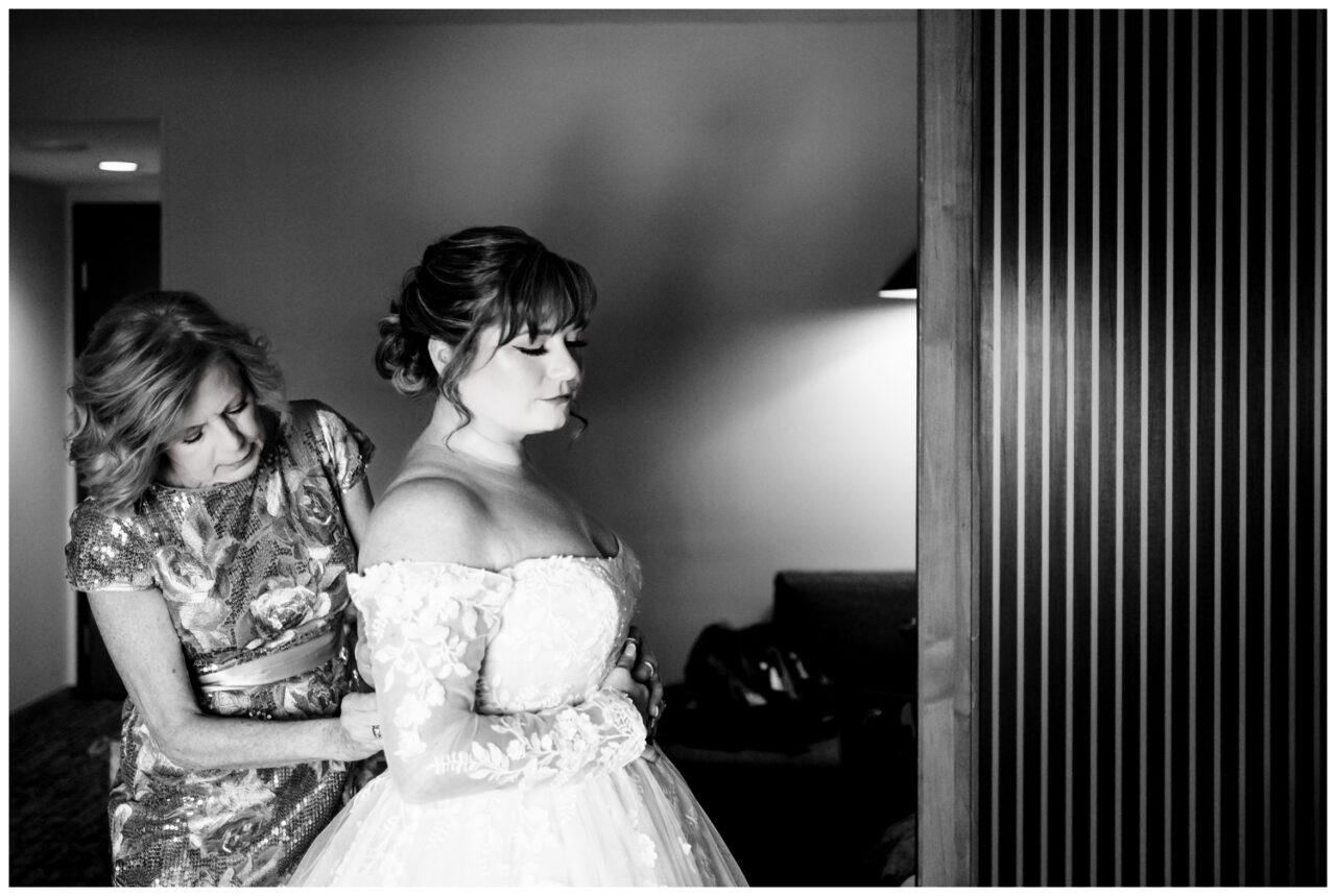 A Cozy Fall Celebration: Marissa & Cameron’s Barker House Wedding | Two ...